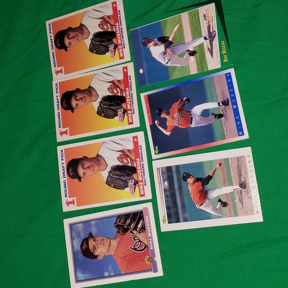 Score | Toys | Mike Mussina 7 Baseball Trading Cards Includes Rookie ...